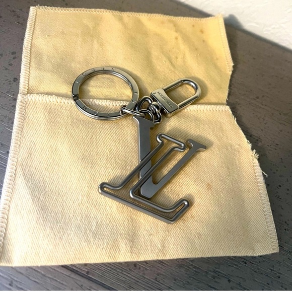 Louis Vuitton | Accessories | Lv Shake Bag Charm Key Holder | Poshmark